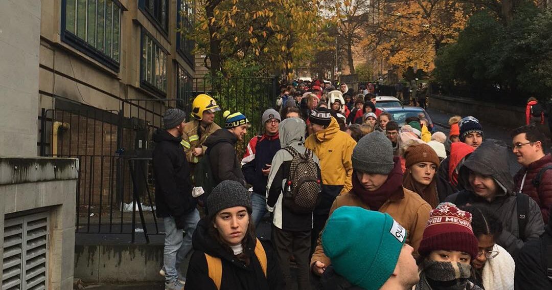 The ultimate guide to surviving the Daft Friday queue