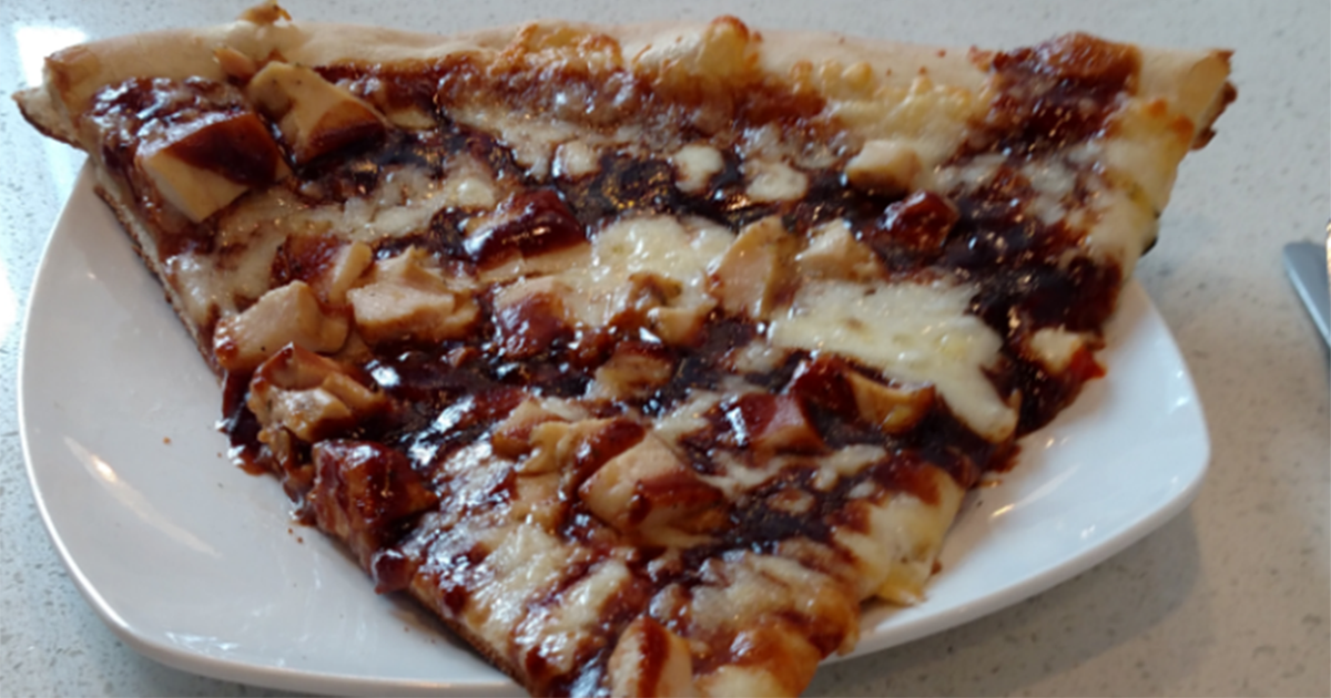 Is Fancy Deli and Pizzeria the new best pizza on campus?