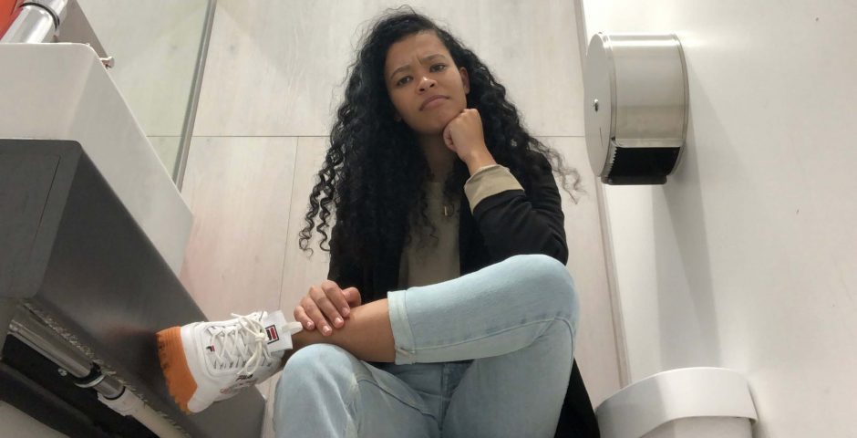 Here are all the best places to poo at Warwick, tried and tested