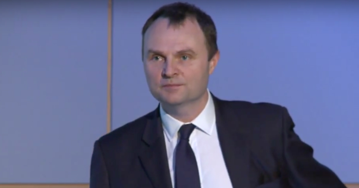 New Vice-Chancellor Adam Tickell is hosting student drop-in sessions