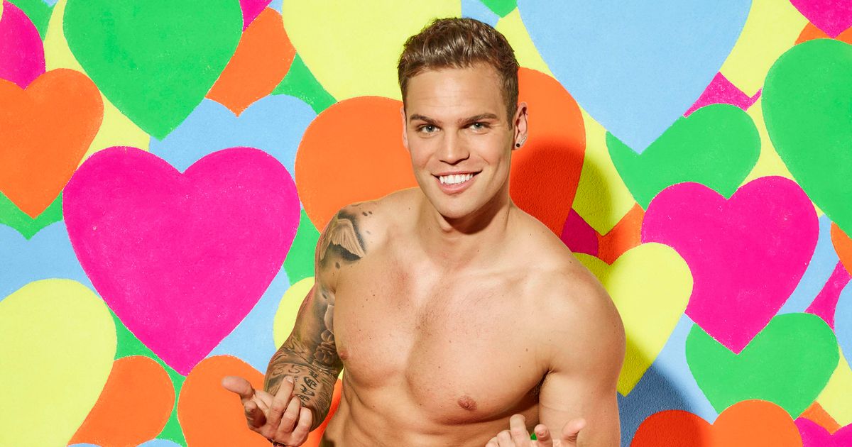 Love Island's Dom is coming to Cameo this Friday as part of a mega tour