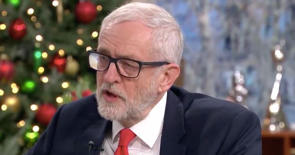 Jeremy Corbyn says sorry for Labour anti-semitism