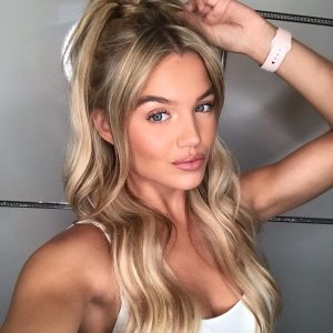 Love Island: Molly Smith in Casa Amour has some very fit Instagram posts