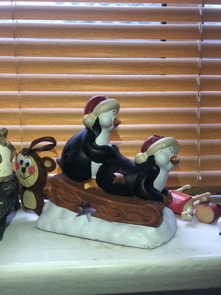 Cursed Christmas decorations: Submissions of your parents worst decs