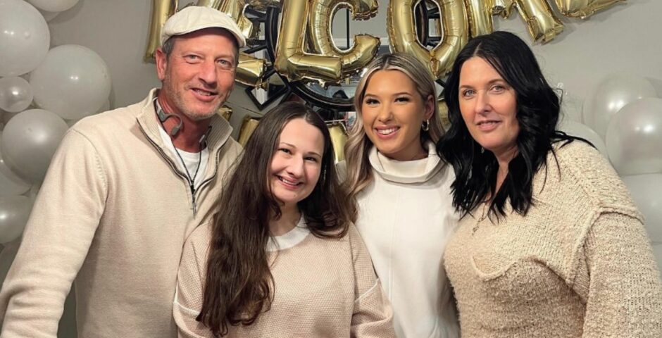 Inside Gypsy Rose Blanchard's relationship with her dad that made her ...